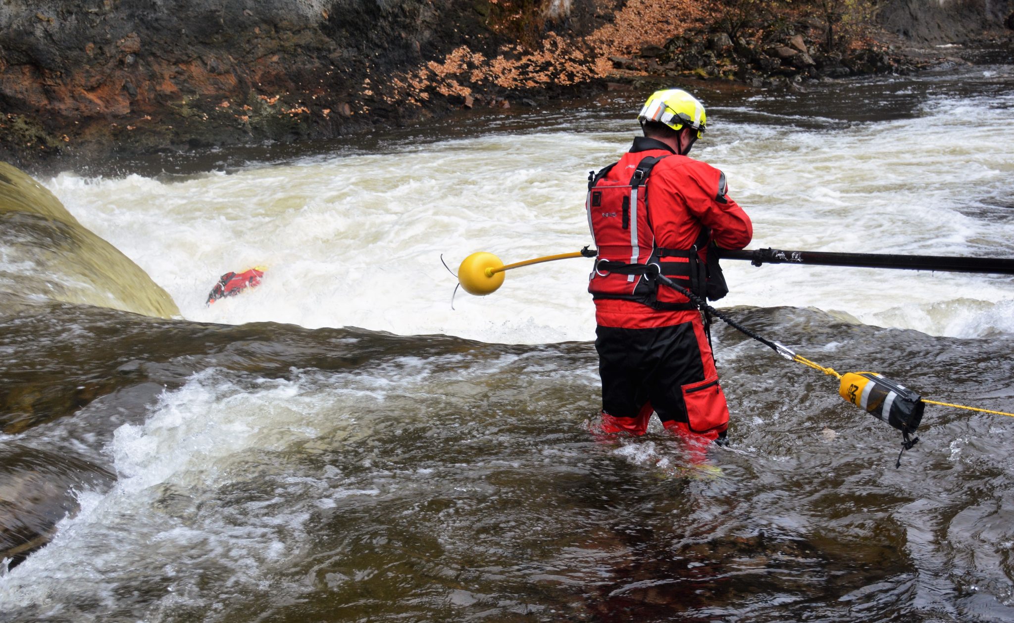 Reach and rescue - Hode Over Vann